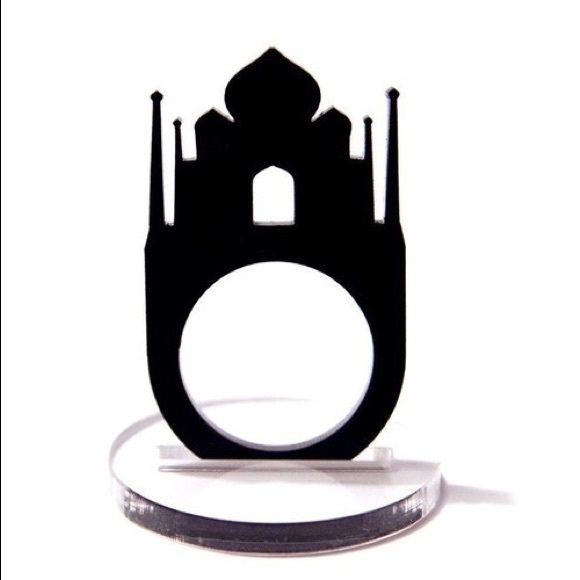 Plastique | Jewelry | Plastique Taj Mahal Ring | Poshmark